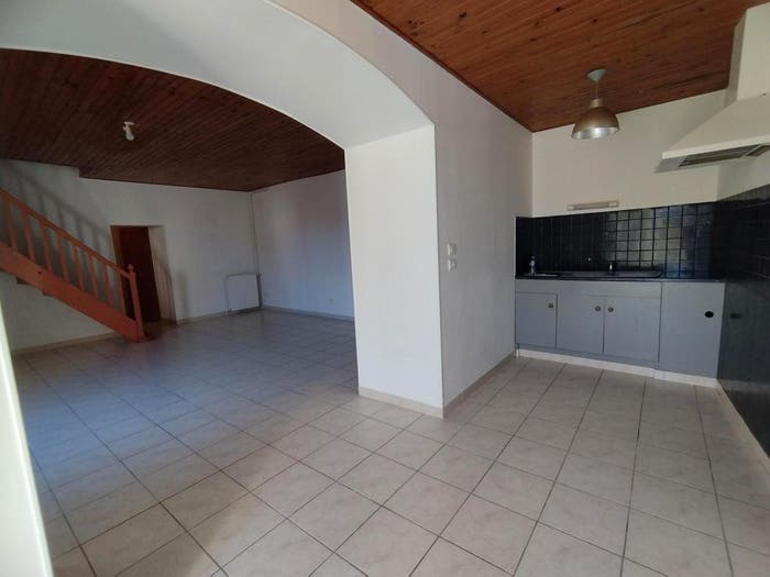 Maison 3 pièces à La Tâche, à vendre