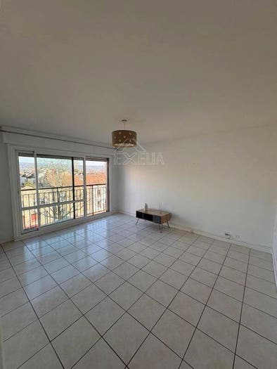 Appartement 2 pièces à Gare, Mantes-la-Jolie, à louer