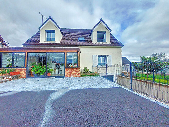 Montereau-Fault-Yonne, Ville haute - Maison 8 pièces à vendre