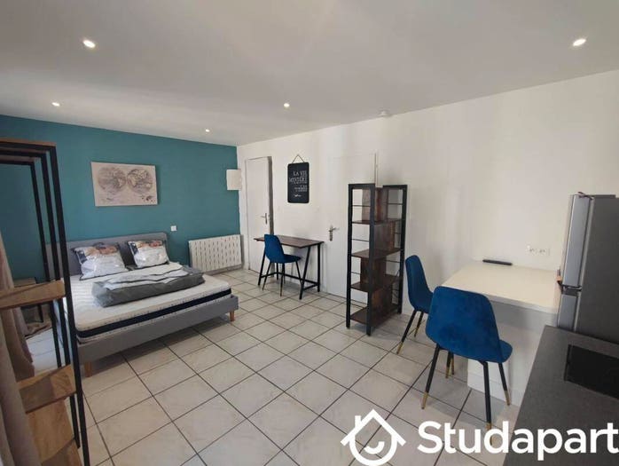 Appartement 1 pièce à Saint Ausone-Saint Martin-Saint Gelais, Angoulême, à louer