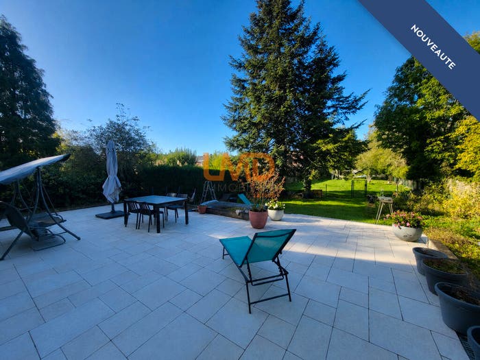 Crespin : Maison 8 pièces à vendre