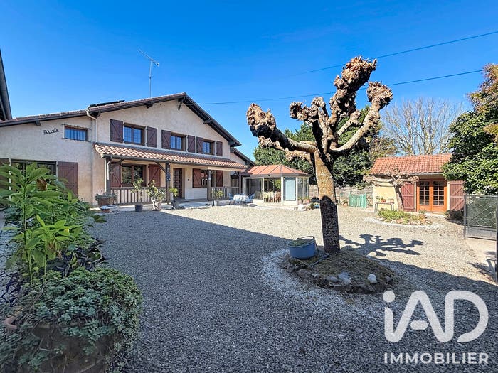 Saint-Sever : Maison 7 pièces à vendre