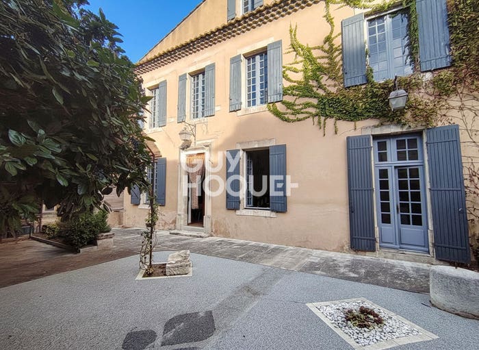 Carpentras, Coeur de Ville - Maison 9 pièces à vendre
