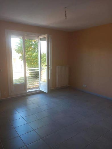 Curdin : Maison 4 pièces à louer