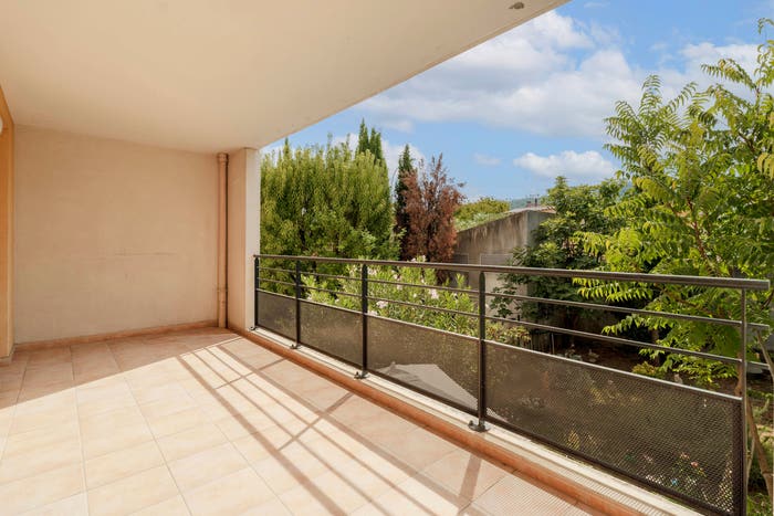 Appartement 4 pièces à Brignoles, Extension années -, à vendre