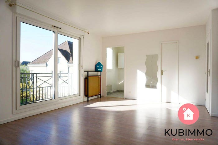 Village et Golf, Bussy-Saint-Georges : Appartement 1 pièce à louer