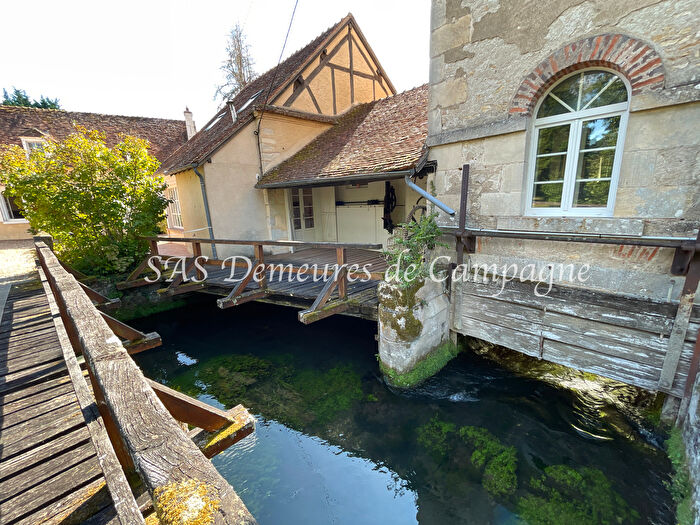 Cosne-Cours-sur-Loire - Maison 9 pièces à vendre