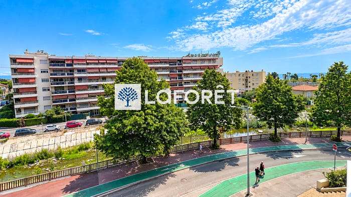 Appartement 3 pièces à vendre à Cagnes-sur-Mer, La Gare, Les Plans, Hippodrome