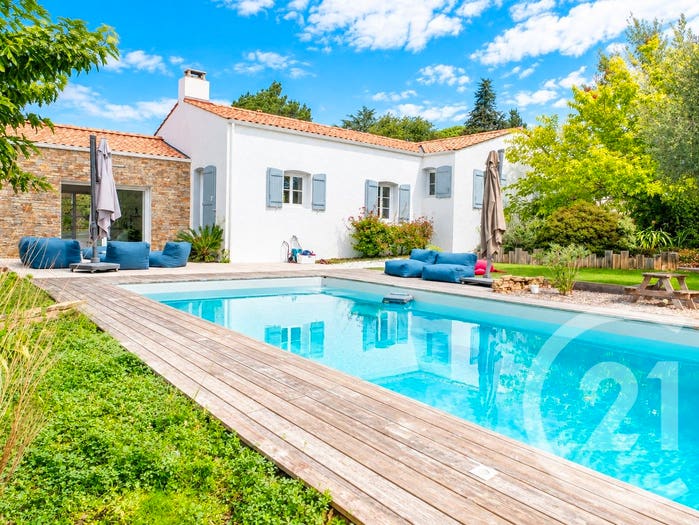 Brem-sur-Mer - Maison 6 pièces à vendre