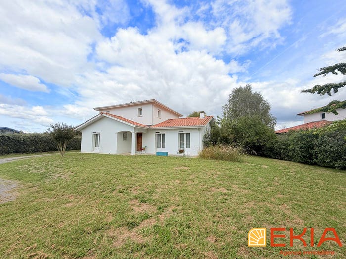 Maison 5 pièces à vendre à Saint-Martin-de-Hinx