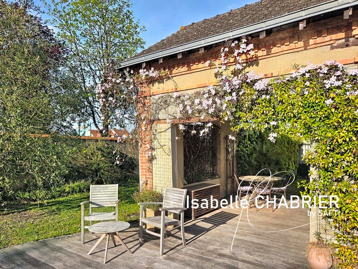 La Flèche, Centre-ville : Maison 9 pièces à vendre