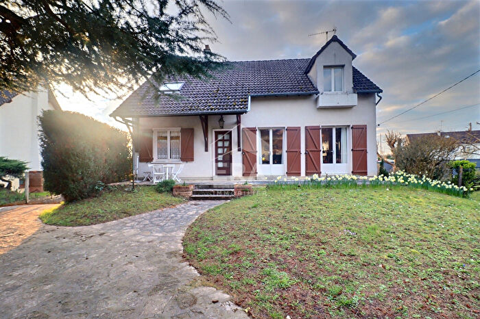 Maison 6 pièces à vendre à Morigny-Champigny