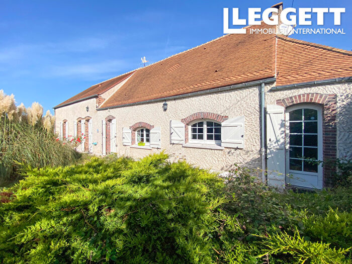Bazoches-sur-le-Betz - Maison 8 pièces à vendre