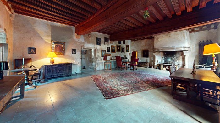 Maison 36 pièces à Prunay-en-Yvelines, à vendre