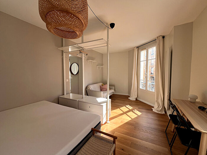 Appartement 2 pièces à Asnières-sur-Seine, Centre-ville, à vendre
