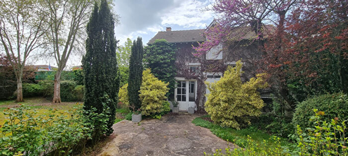 Montereau-Fault-Yonne, Ville basse - Maison 6 pièces à vendre