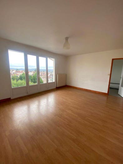 Thorigny-sur-Marne : Appartement 1 pièce à louer