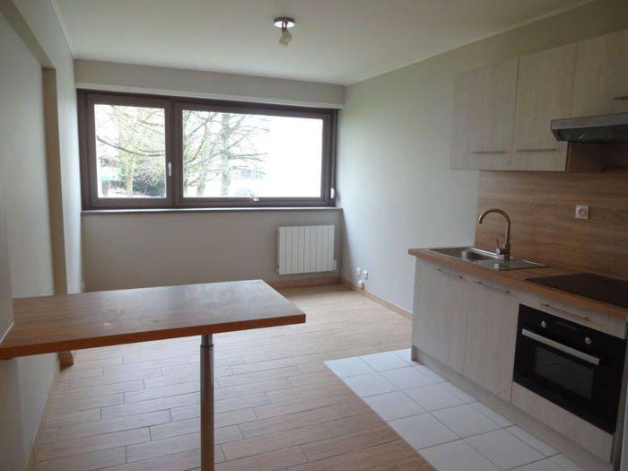 La Chaussée-Saint-Victor : Appartement 2 pièces à louer