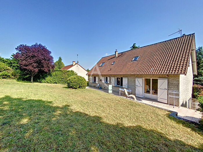 Étampes, Saint-Martin, Saint-Gilles : Maison 8 pièces à vendre