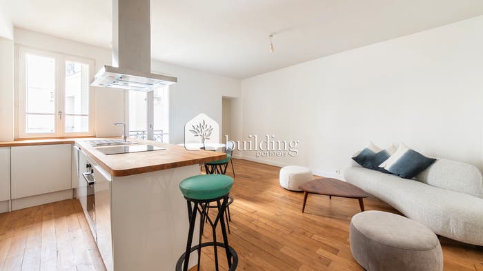 Paris 7ème, Champ de Mars : Appartement 3 pièces à vendre