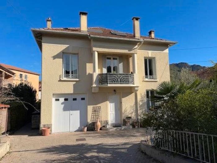 Maison 10 pièces à Digne-les-Bains, Chauchets, Ferréols, à vendre