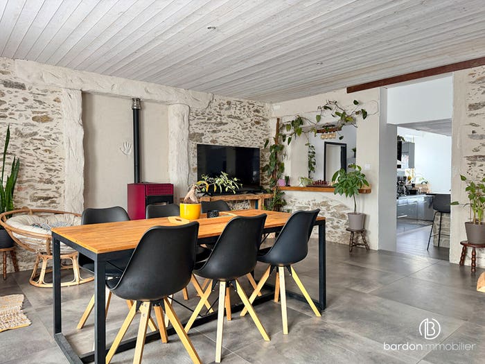 Maison 5 pièces à Froidfond, à vendre