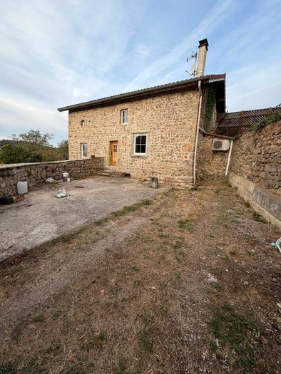 Maison 4 pièces à louer à Valprivas