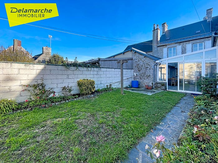 Montmartin-sur-Mer : Maison 5 pièces à vendre