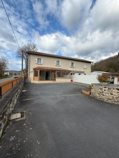 Maison 4 pièces à louer - Beaulieu