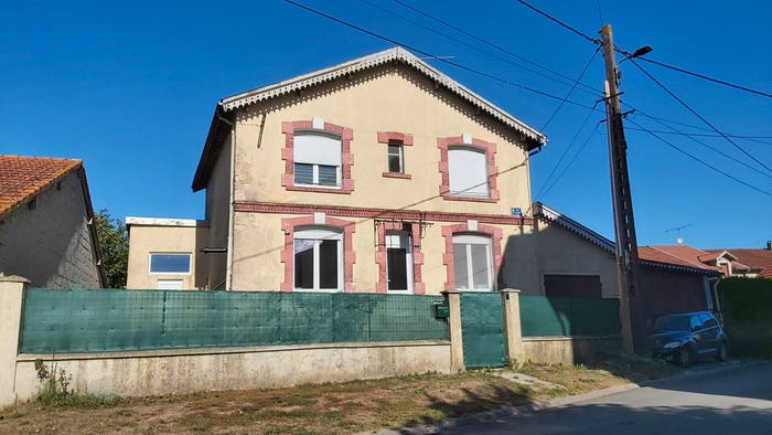 Maison 4 pièces à Brieulles-sur-Meuse, à vendre