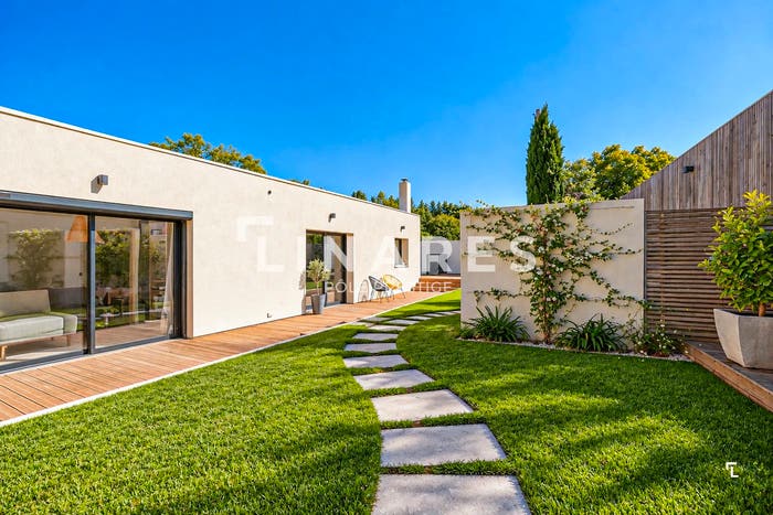 Maison 5 pièces à Aix-en-Provence, Puyricard, Célony, à vendre