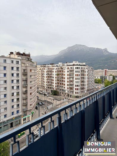Abry, Grenoble : Appartement 2 pièces à louer