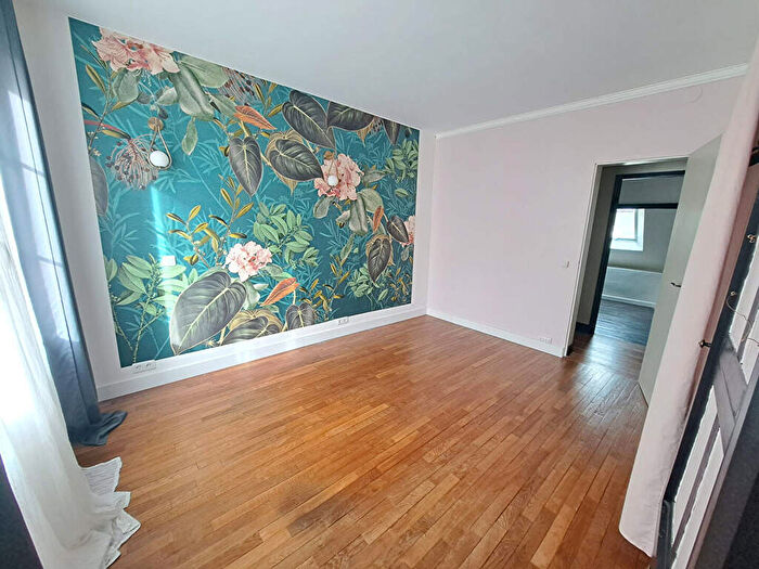 Mantes-la-Jolie, Centre-ville - Appartement 4 pièces à vendre