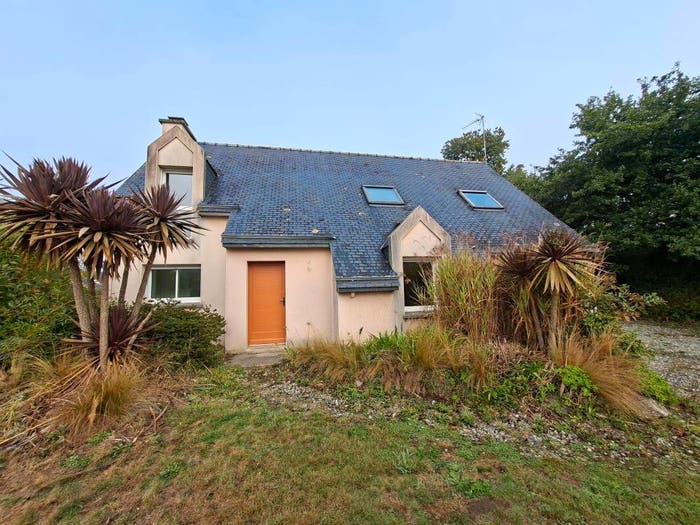 Maison 5 pièces à louer à Saint-Nicolas-du-Pélem
