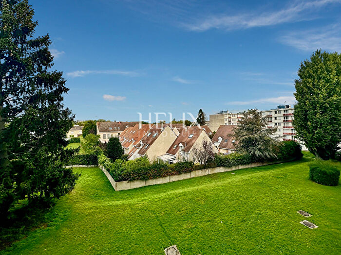 Appartement 5 pièces à Fontenay-le-Fleury, Soleil Levant, à vendre