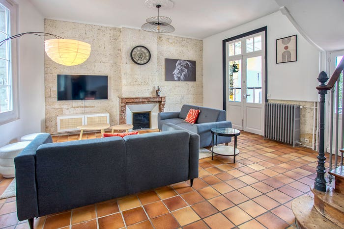 Angoulême, Centre-ville - Maison 6 pièces à louer