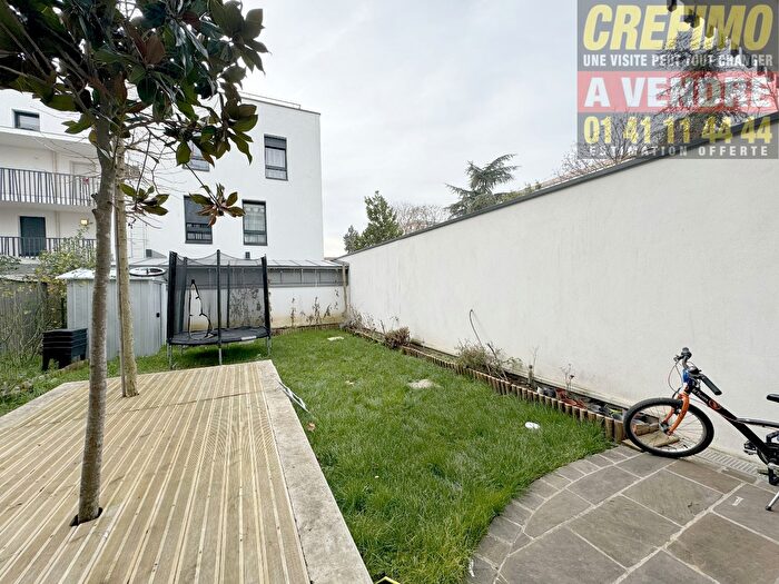 Appartement 4 pièces à vendre à Bois-Colombes, Jean Mermoz
