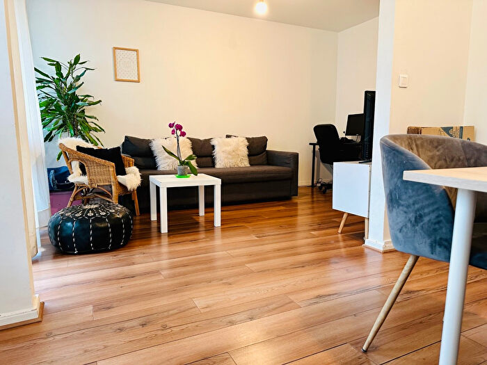 Fontenay-le-Fleury, Soleil Levant : Appartement 4 pièces à vendre
