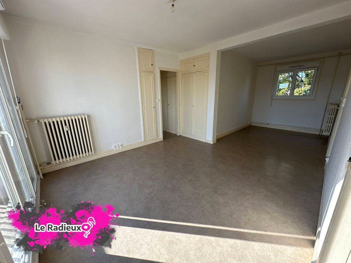 Appartement 3 pièces à Du Stade, Luxeuil-les-Bains, à louer