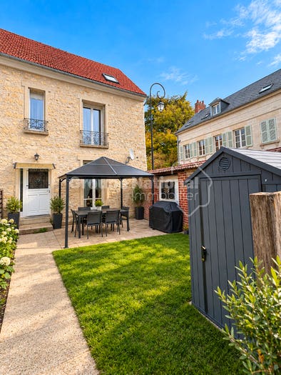 Maison 5 pièces à vendre à Hénonville