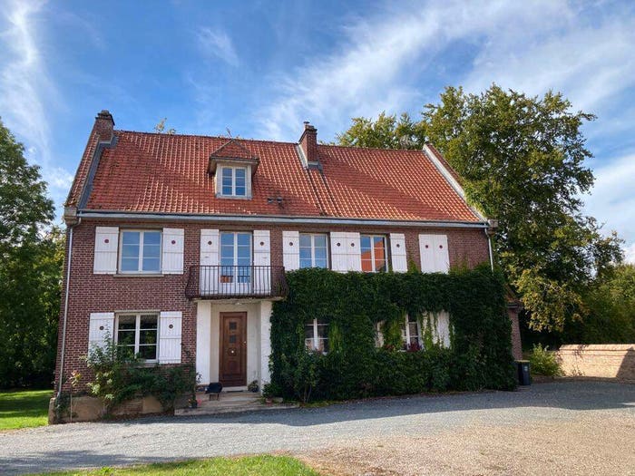 Maison 8 pièces à louer à Tailly