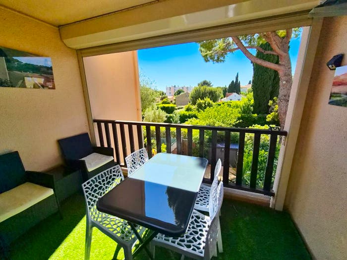 Sanary-sur-Mer, Le Baou, Saint-Roch : Appartement 2 pièces à vendre