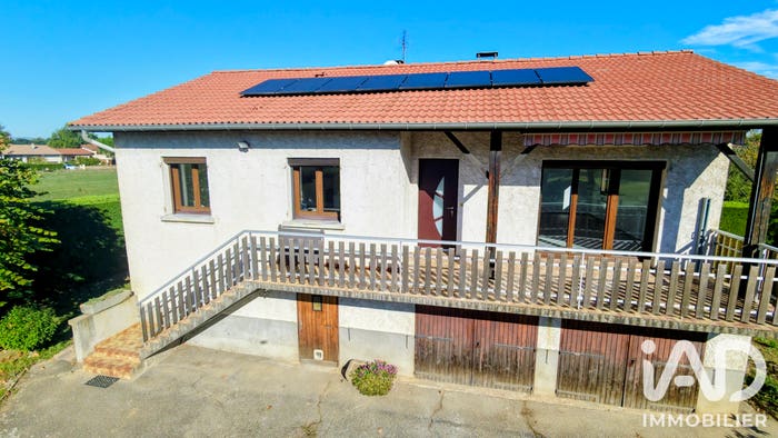 Maison 7 pièces à vendre à Veauchette