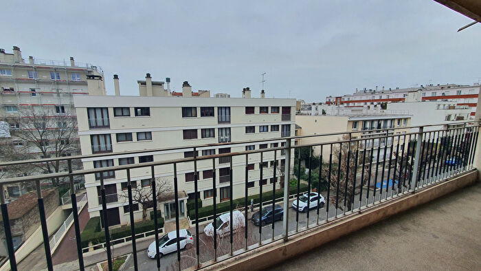 Appartement 4 pièces à Asnières-sur-Seine, à vendre