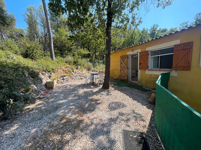 Luynes, Aix-en-Provence : Appartement 2 pièces à louer