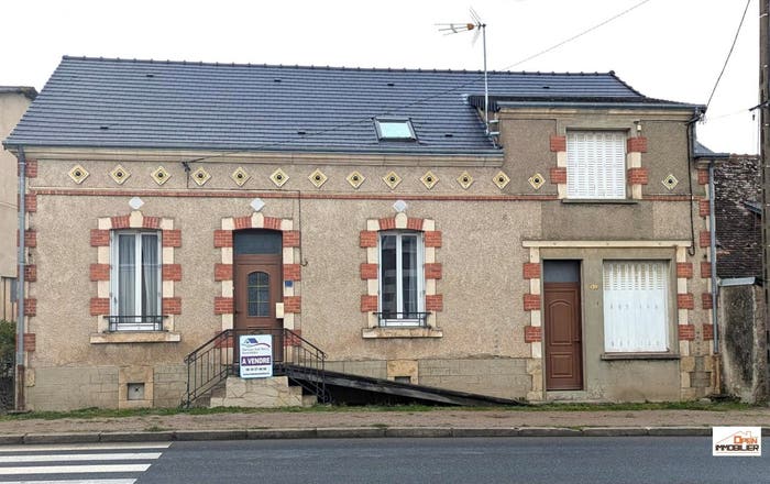La Châtre - Maison 8 pièces à vendre