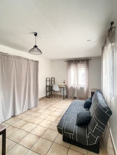 Appartement 1 pièce à louer - Reims, Courlancy, Porte de Paris, Bois d'Amour