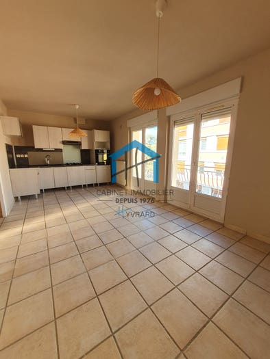Saint-Chamond, Centre-ville, Saint-Ennemond, Chavanne : Appartement 3 pièces à vendre