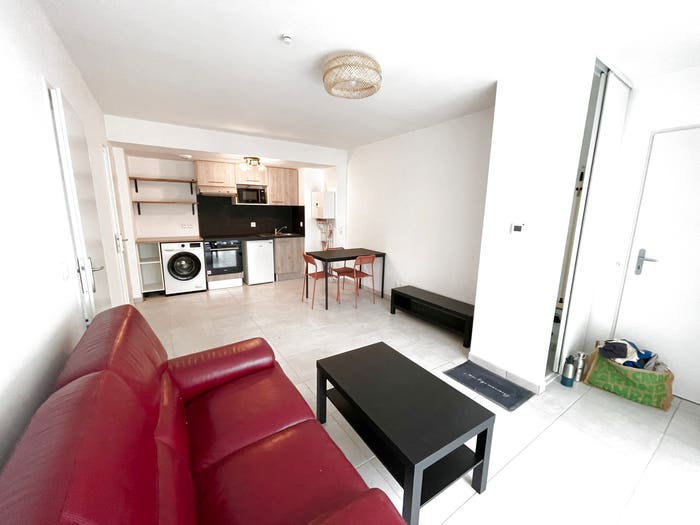 Appartement 2 pièces à louer à Bordeaux, Ravezies