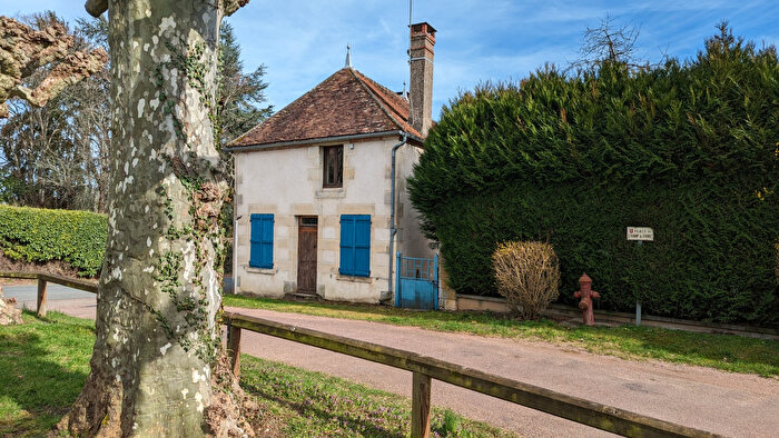 Maison 4 pièces à vendre à Saint-Vérain